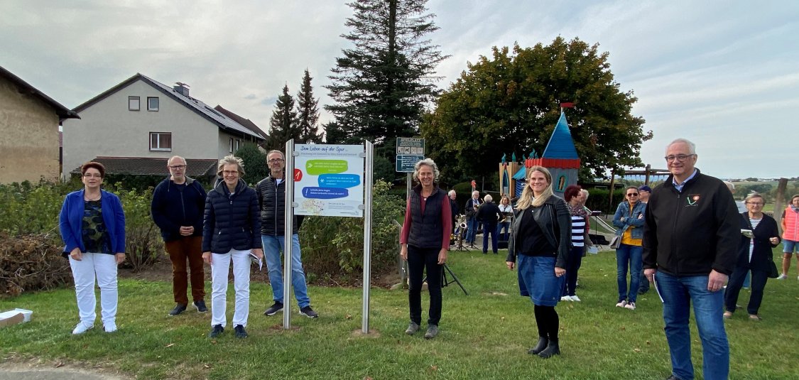 Feierliche Eröffnung des Impulswegs „Dem Leben auf der Spur“ | Gemeinde ...